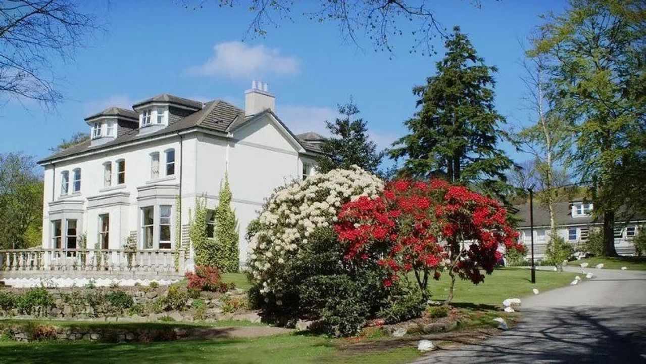 Undercover hotel inspectors hand out first five-star score in seven ...