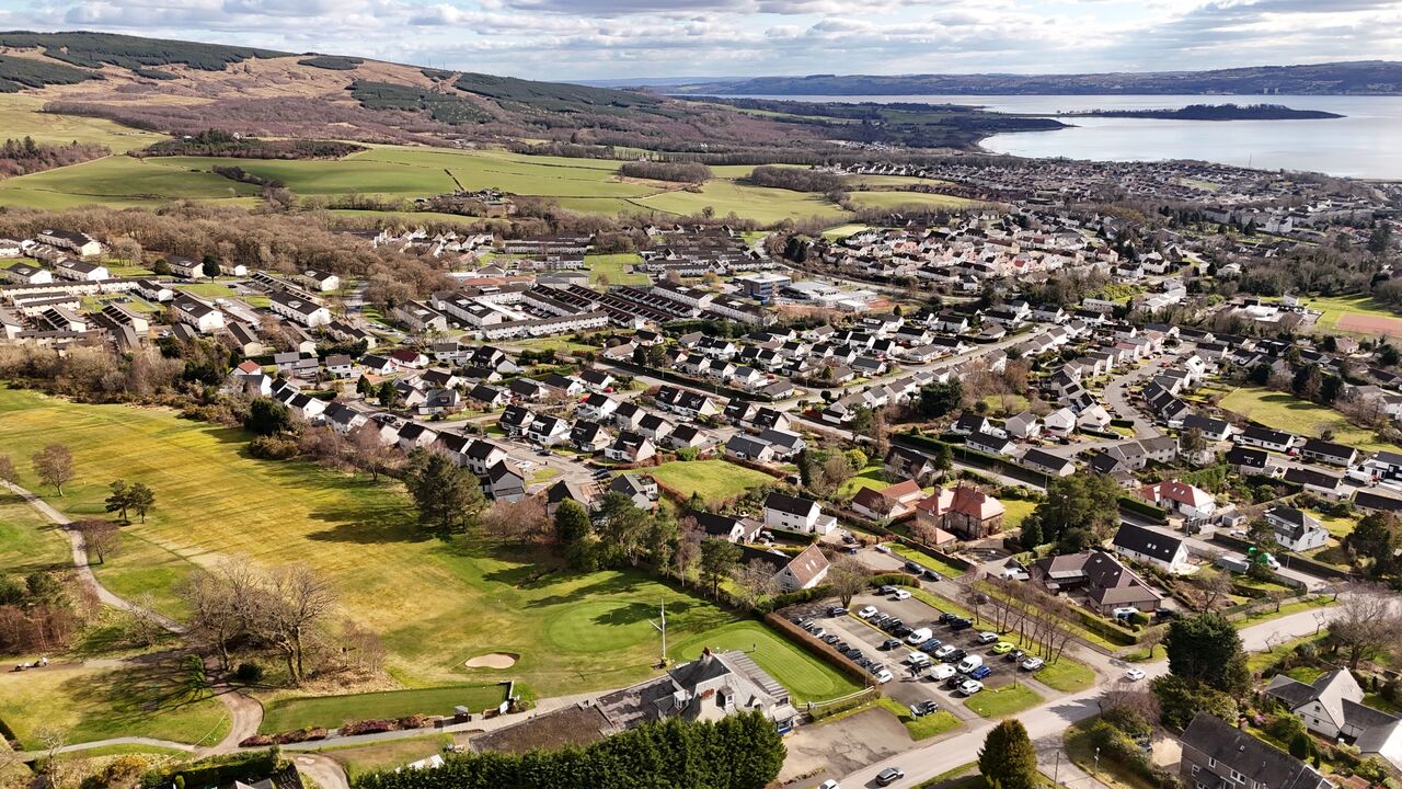 Helensburgh Golf Course offers Outstanding Development Opportunity in ...