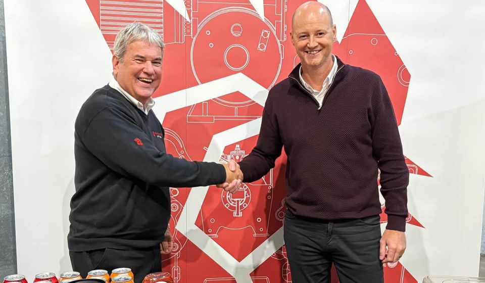 Leadership transition marks a new chapter for Red Rooster Lifting
