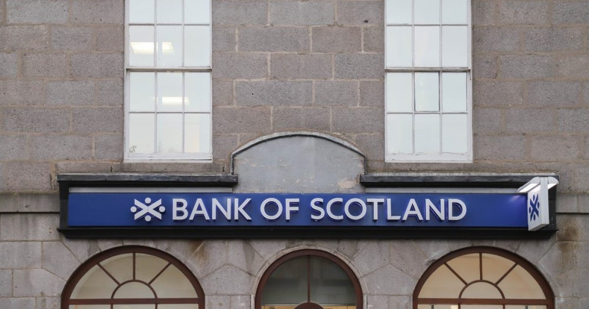 Scottish business confidence falls, but remains above UK average
